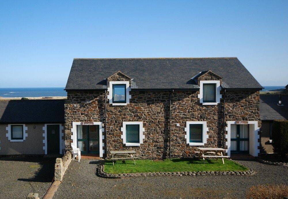 Cottage ∙ 3 Bedrooms ∙ 6 Guests - Craster