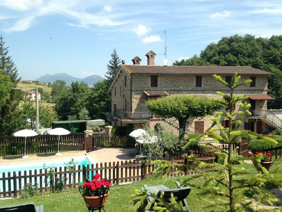 20 M² Privatzimmer ∙ 1 Schlafzimmer ∙ 3 Gäste - Gubbio