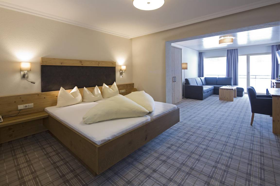 40 M² Hotel ∙ 1 Sypialnia ∙ 5 Gości - Maurach