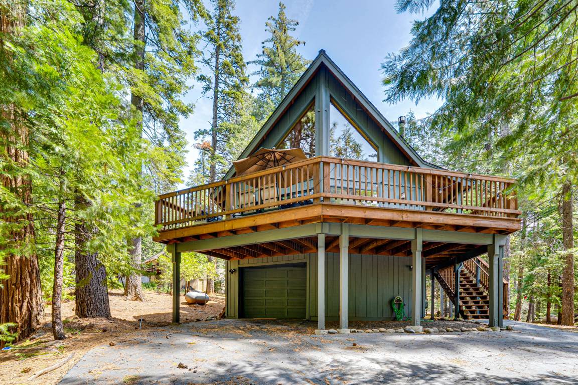 141 M² House ∙ 3 Bedrooms ∙ 8 Guests - Arnold, CA