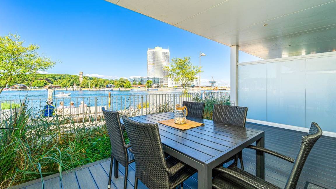 52 M² Apartment ∙ 1 Bedroom ∙ 4 Guests - Lübeck