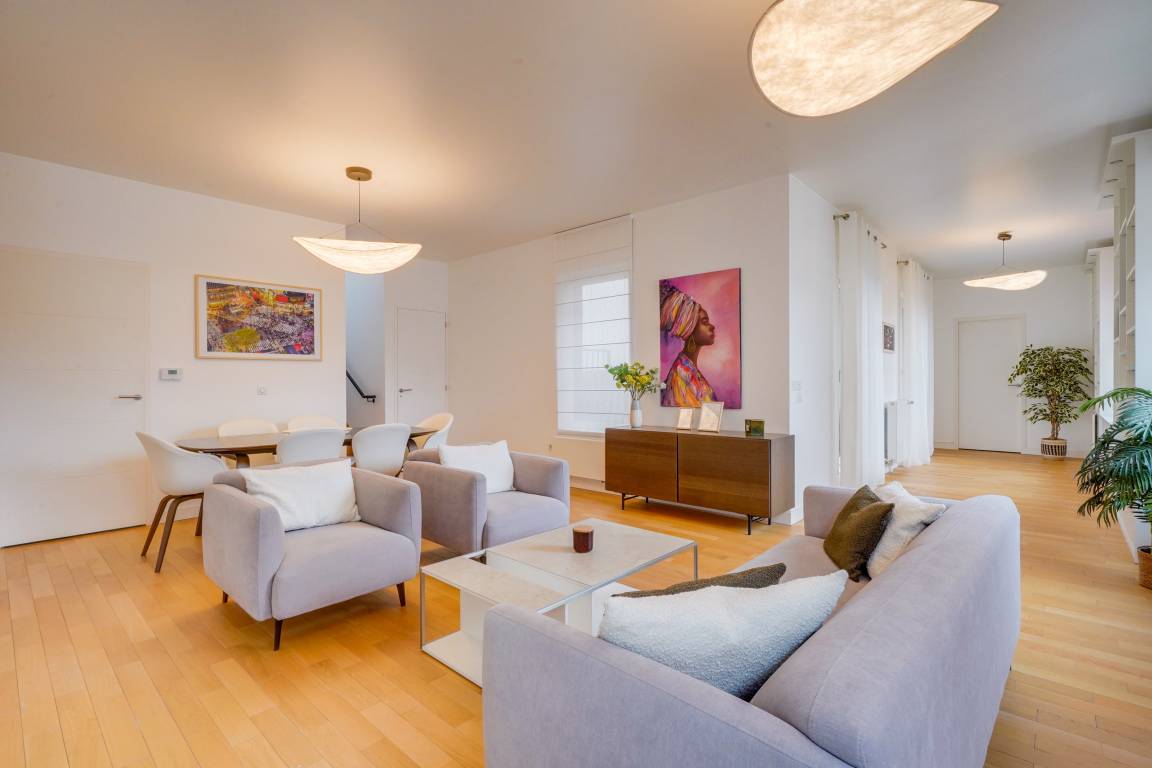 145 M² Apartamento ∙ 3 Habitaciones ∙ 6 Huéspedes - Burdeos