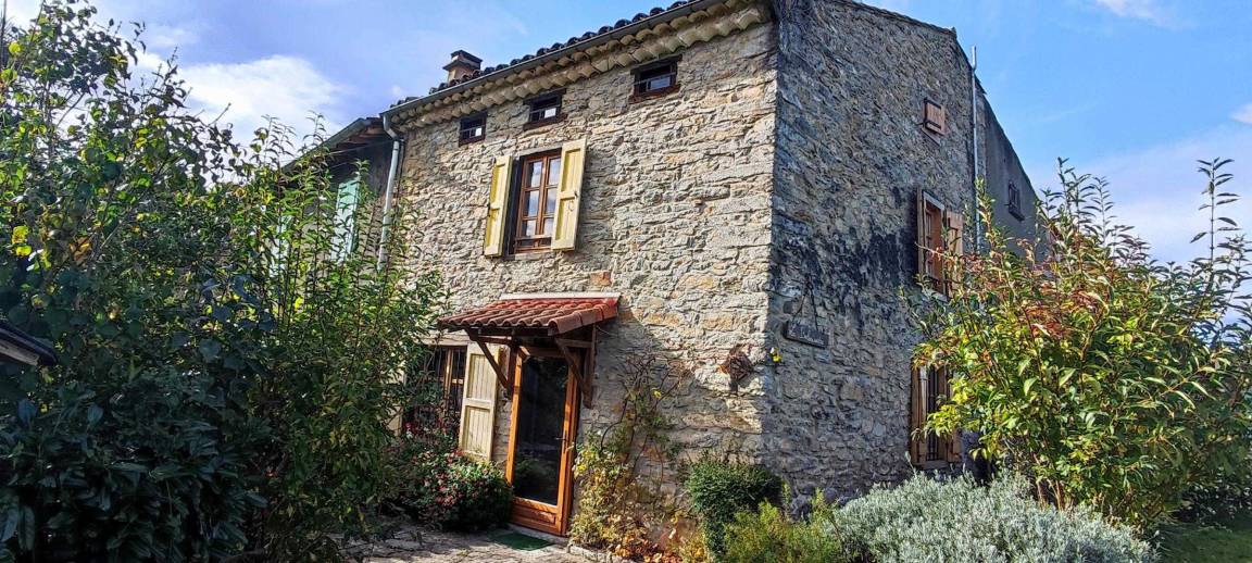 70 M² Mökki ∙ 2 Makuuhuonetta ∙ 4 Vierasta - Ariège