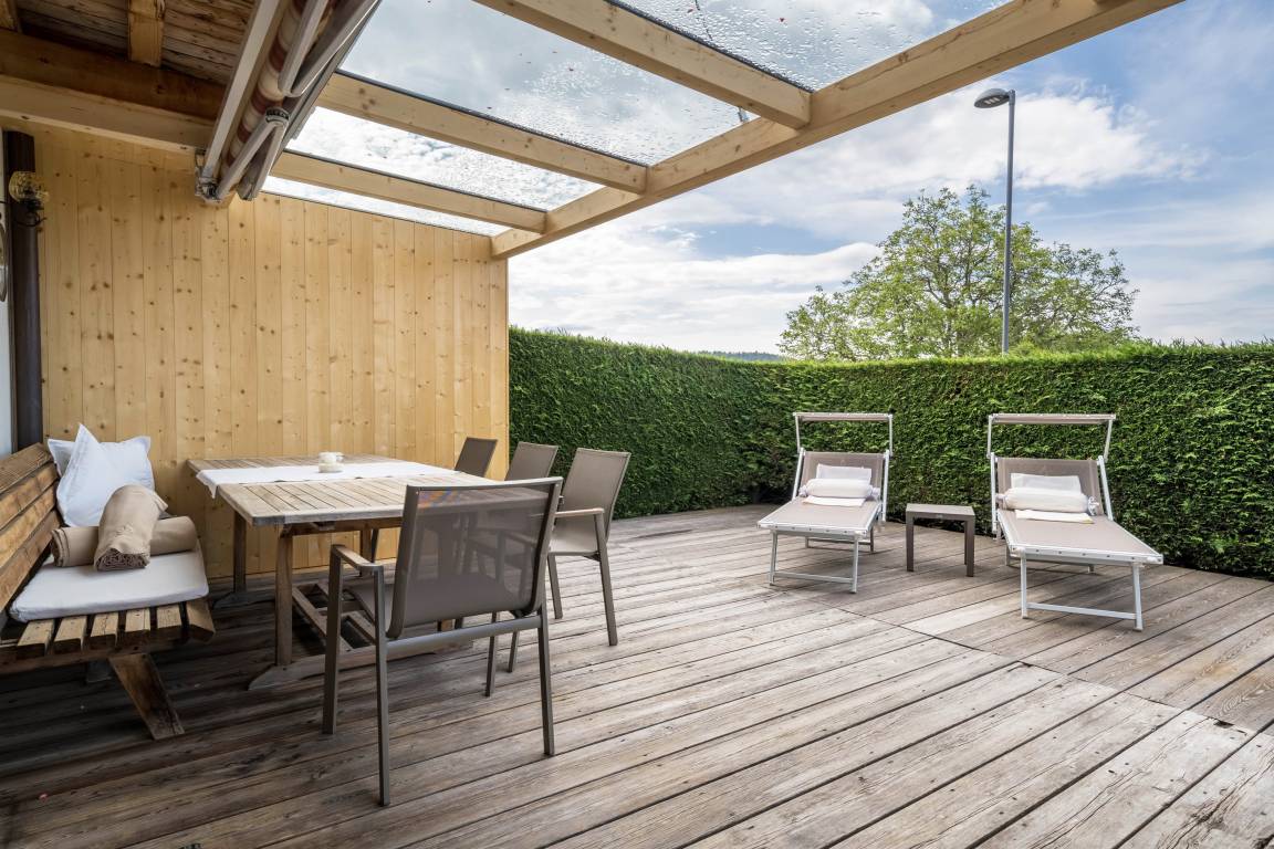 130 M² Chalet ∙ 4 Bedrooms ∙ 8 Guests - Lana