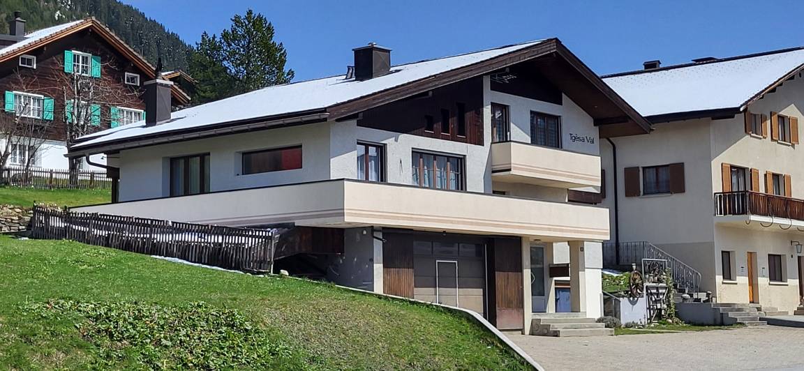 58 M² Ferienwohnung ∙ 2 Schlafzimmer ∙ 4 Gäste - Sedrun