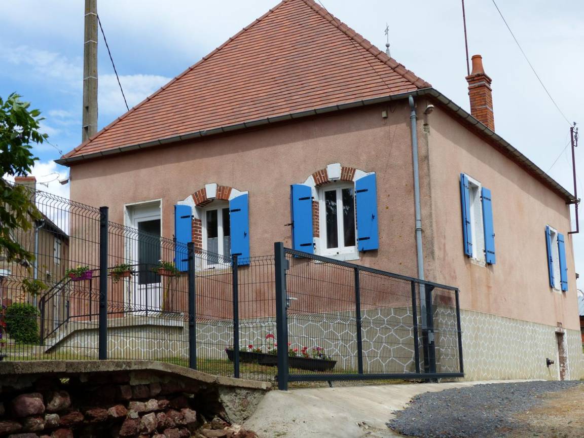 110 M² Cottage ∙ 2 Chambres ∙ 5 Personnes - Dompierre-sur-Besbre
