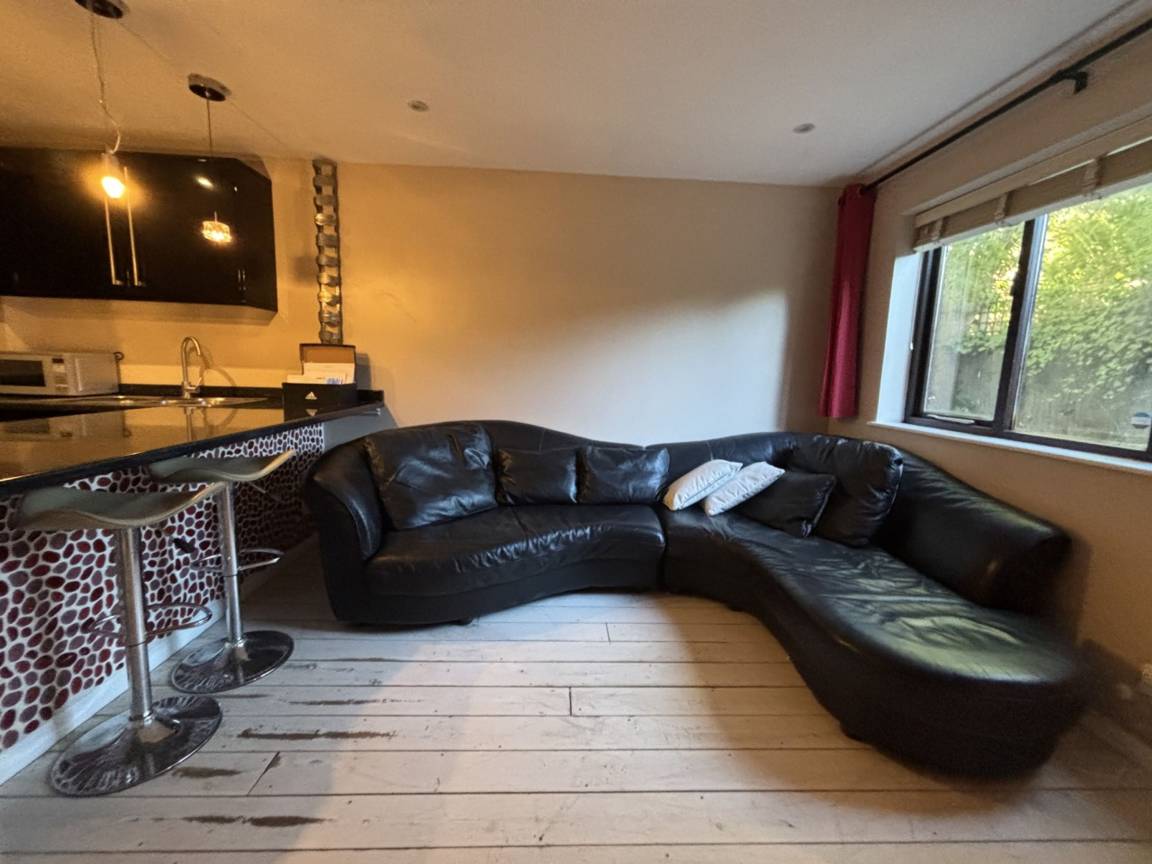 60 M² Huoneisto ∙ 1 Makuuhuone ∙ 2 Vierasta - Fulham