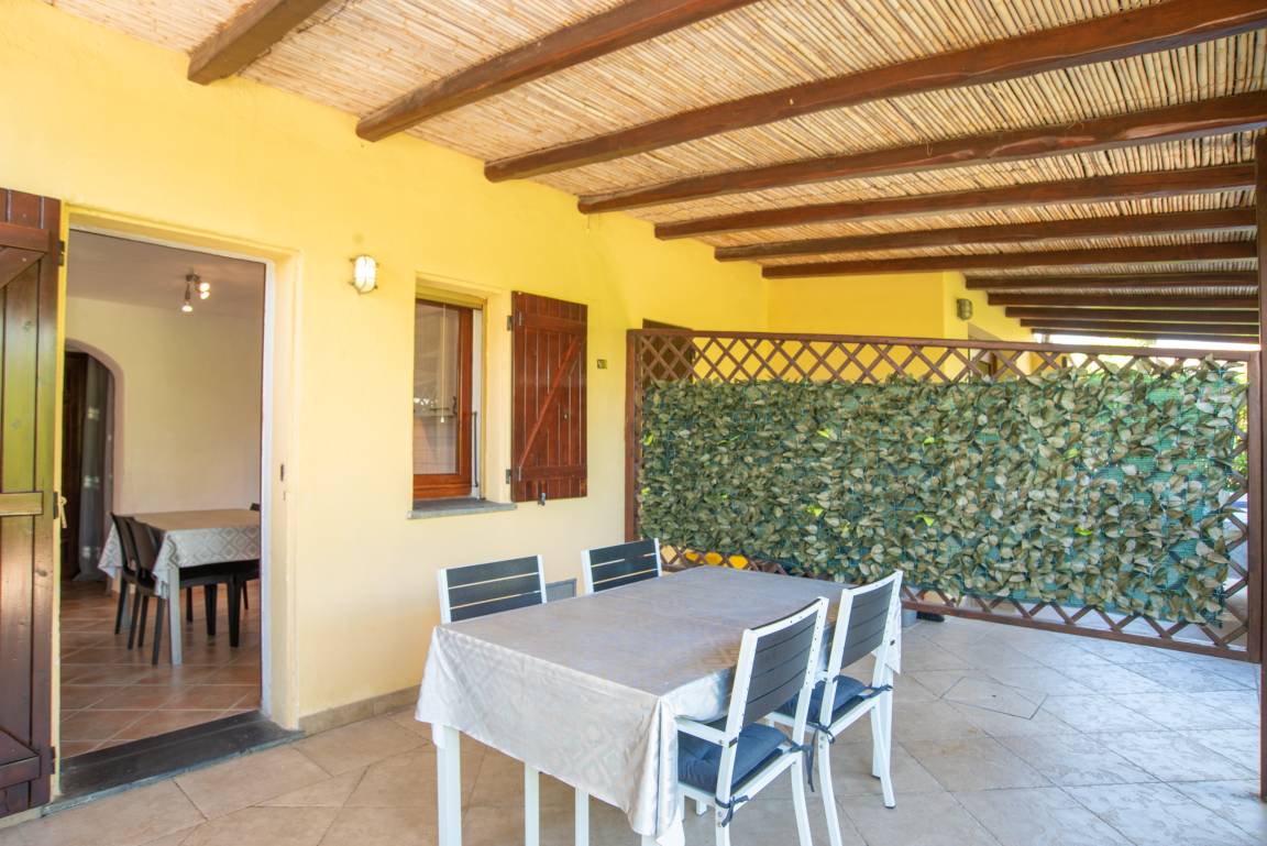 60 M² Ferienhaus ∙ 2 Schlafzimmer ∙ 6 Gäste - Olbia
