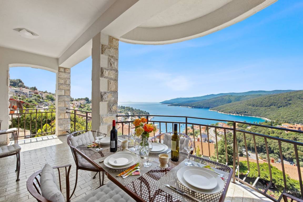 52 M² Ferienwohnung ∙ 2 Schlafzimmer ∙ 4 Gäste - Rabac