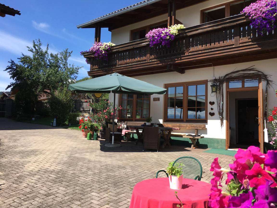 48 M² Ferienwohnung ∙ 2 Schlafzimmer ∙ 4 Gäste - Pörtschach am Wörthersee