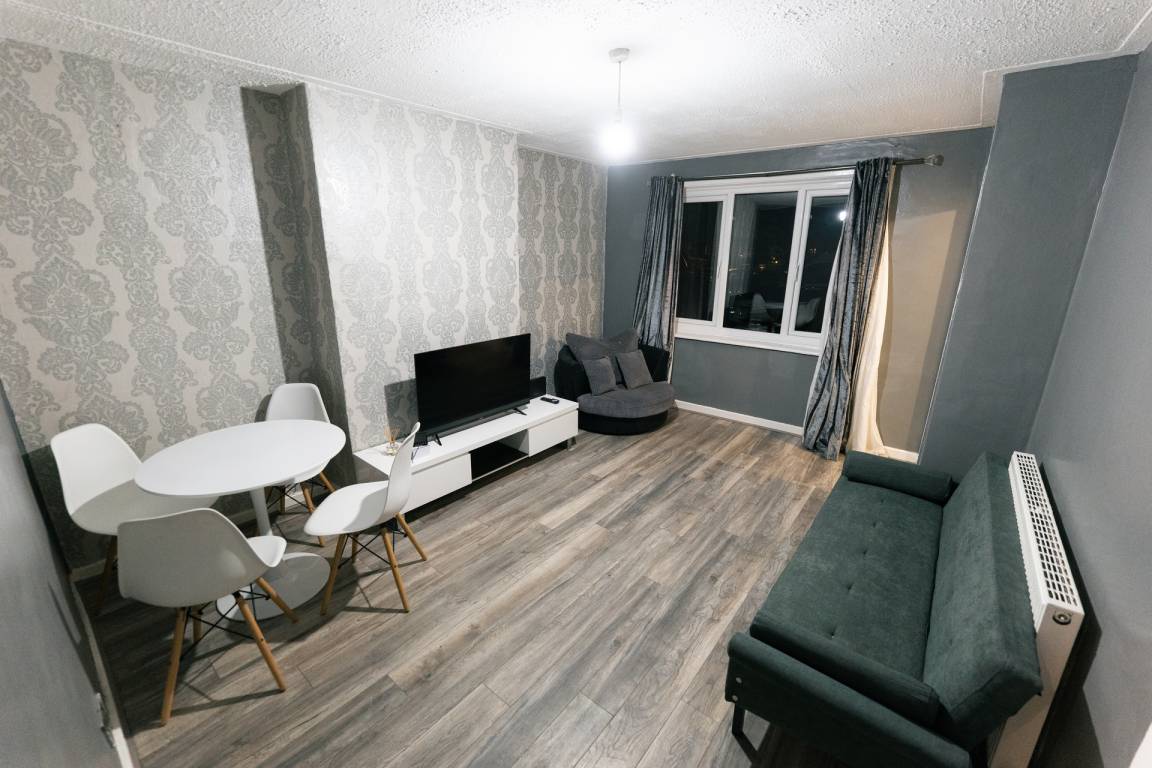 Ferienhaus ∙ 2 Schlafzimmer ∙ 4 Gäste - Liverpool