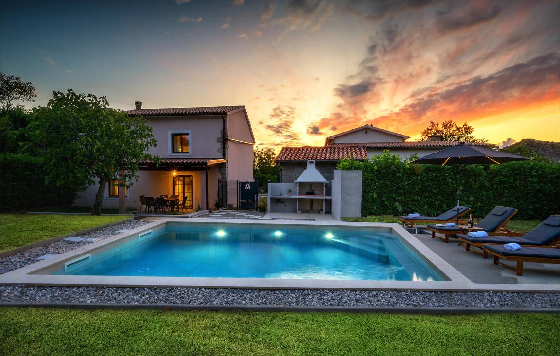 150 M² Maison De Vacances ∙ 2 Chambres ∙ 6 Personnes - Buzet