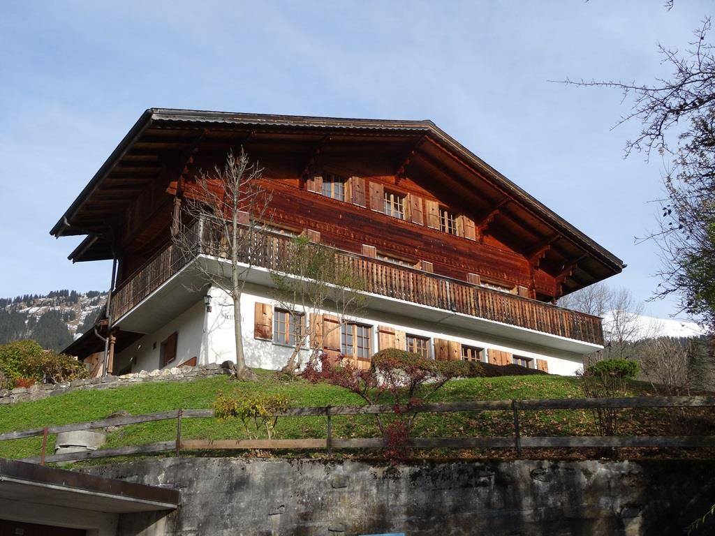 195 M² Apartment ∙ 4 Bedrooms ∙ 8 Guests - Adelboden