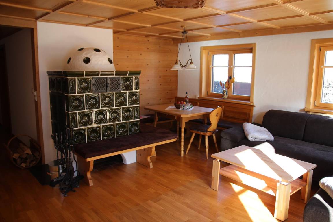 135 M² Ferienwohnung ∙ 2 Schlafzimmer ∙ 4 Gäste - Hittisau