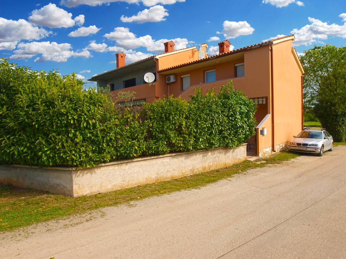 56 M² Ferienwohnung ∙ 2 Schlafzimmer ∙ 4 Gäste - Pula
