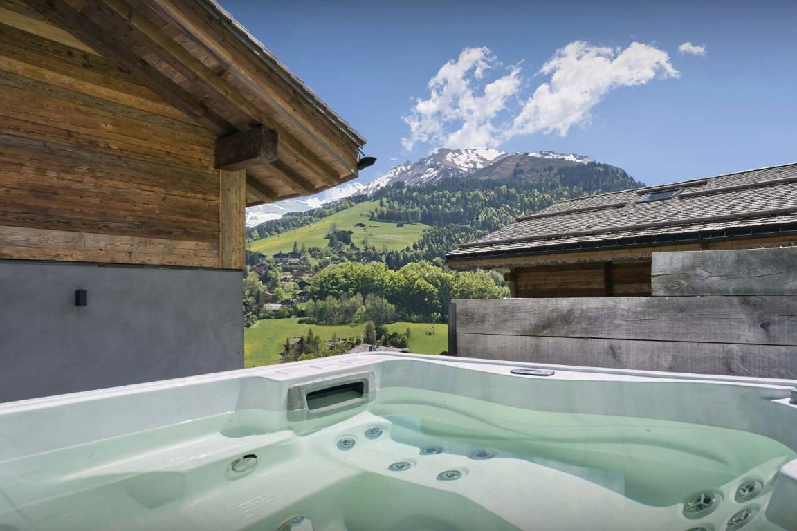 200 M² Chalet ∙ 4 Chambres ∙ 10 Personnes - La Clusaz