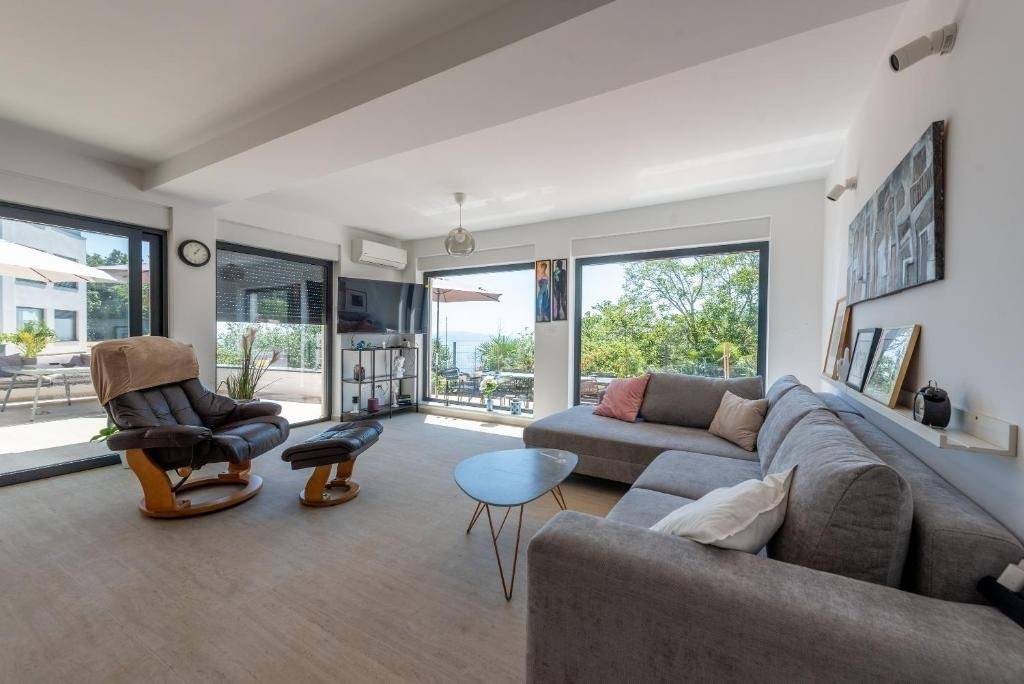 103 M² Appartement ∙ 3 Chambres ∙ 7 Personnes - Opatija