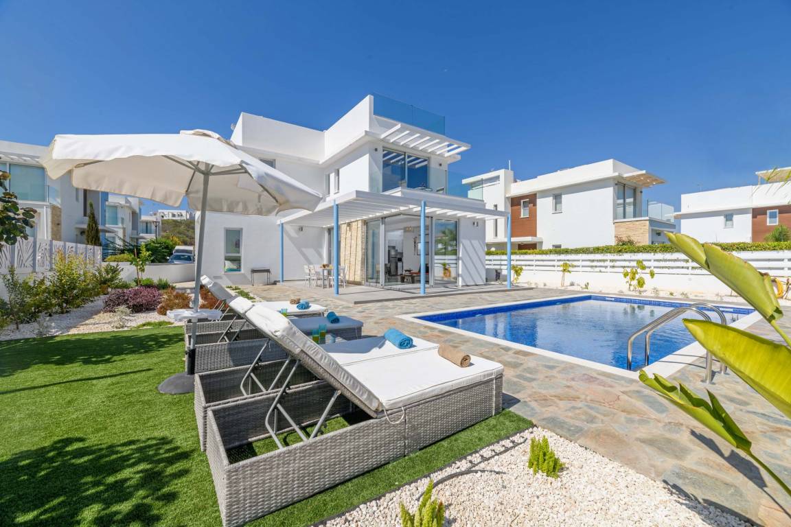 180 M² Villa ∙ 3 Chambres ∙ 6 Personnes - Ayia Napa