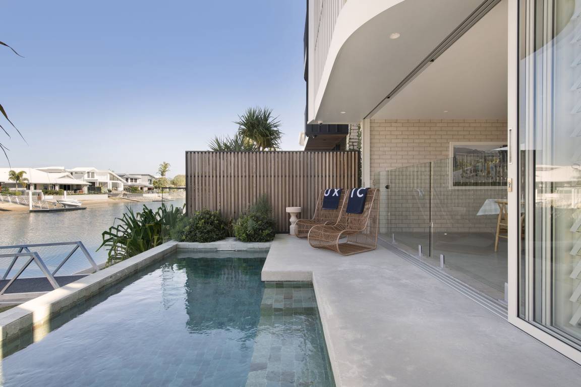 298 M² House ∙ 4 Bedrooms ∙ 8 Guests - Gold Coast