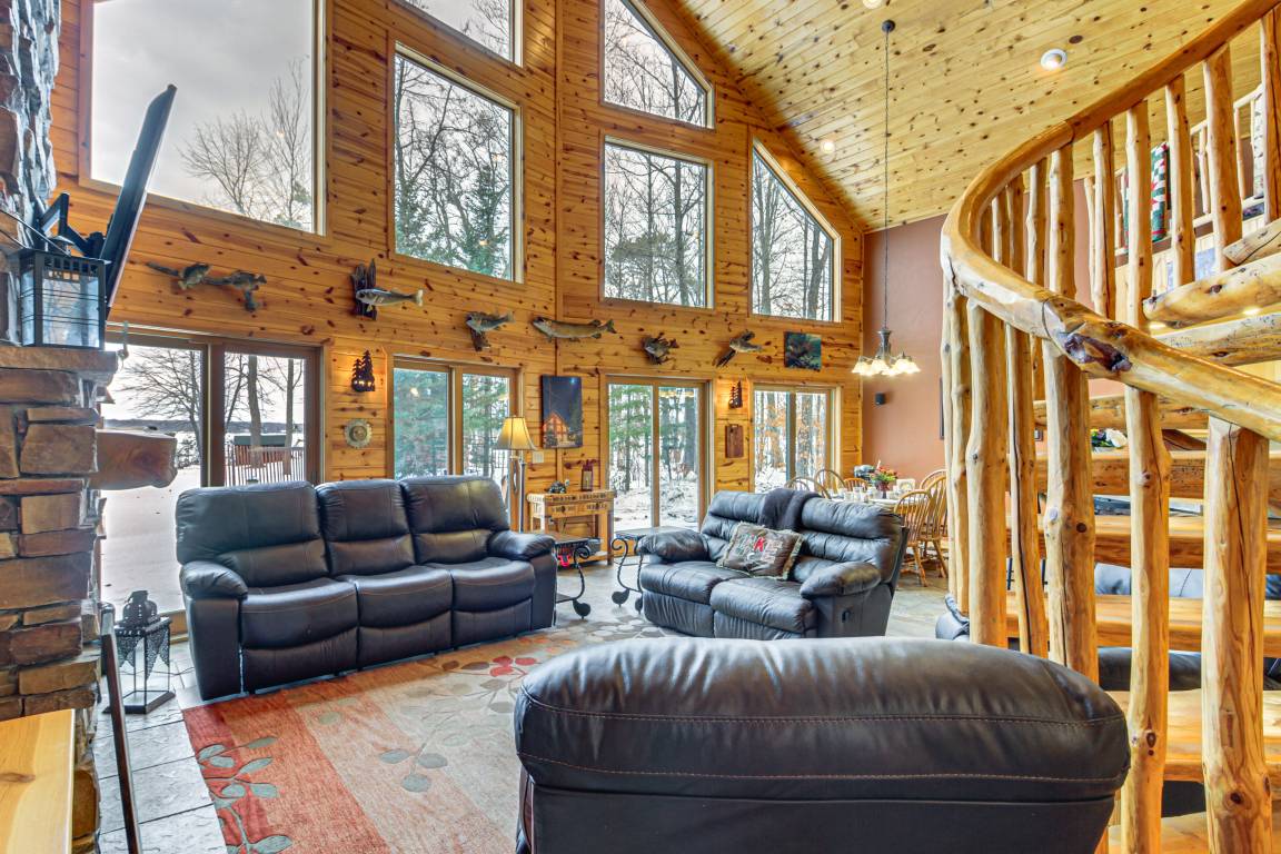 232 M² House ∙ 5 Bedrooms ∙ 14 Guests - Black lake, Aitkin