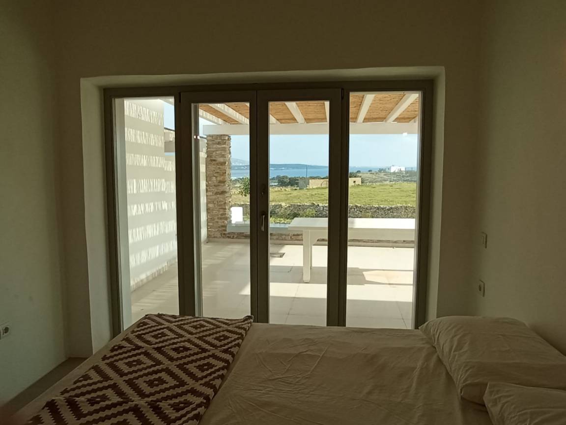 98 M² Apartment ∙ 4 Bedrooms ∙ 8 Guests - Antiparos