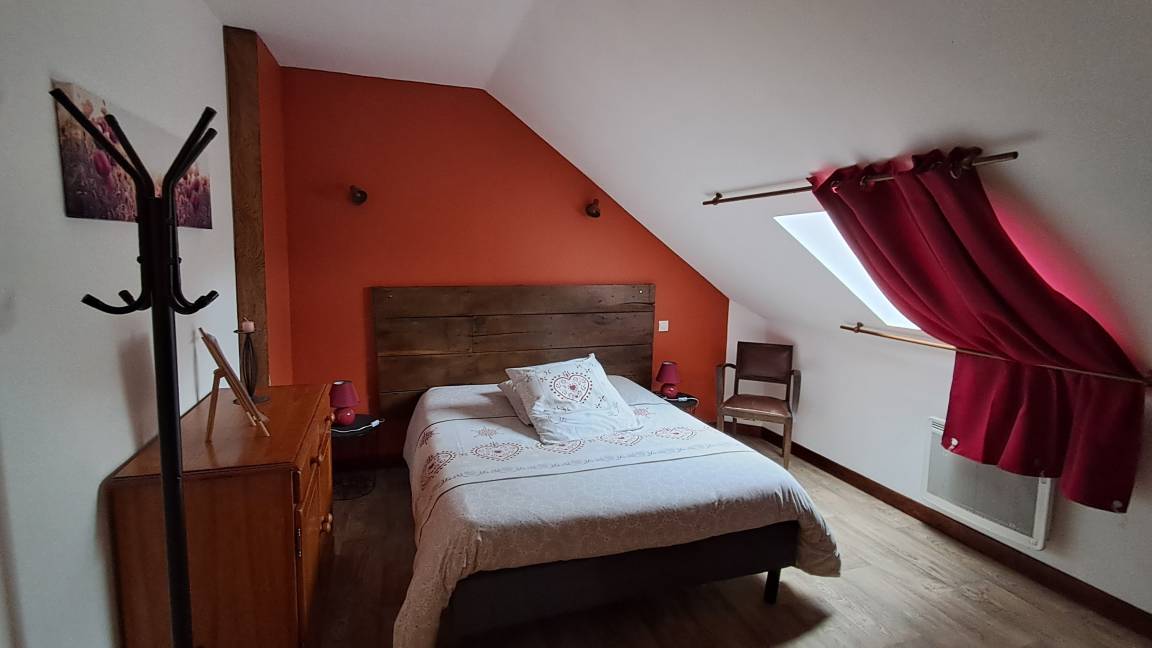 40 M² Majatalo ∙ 2 Makuuhuonetta ∙ 5 Vierasta - Creuse