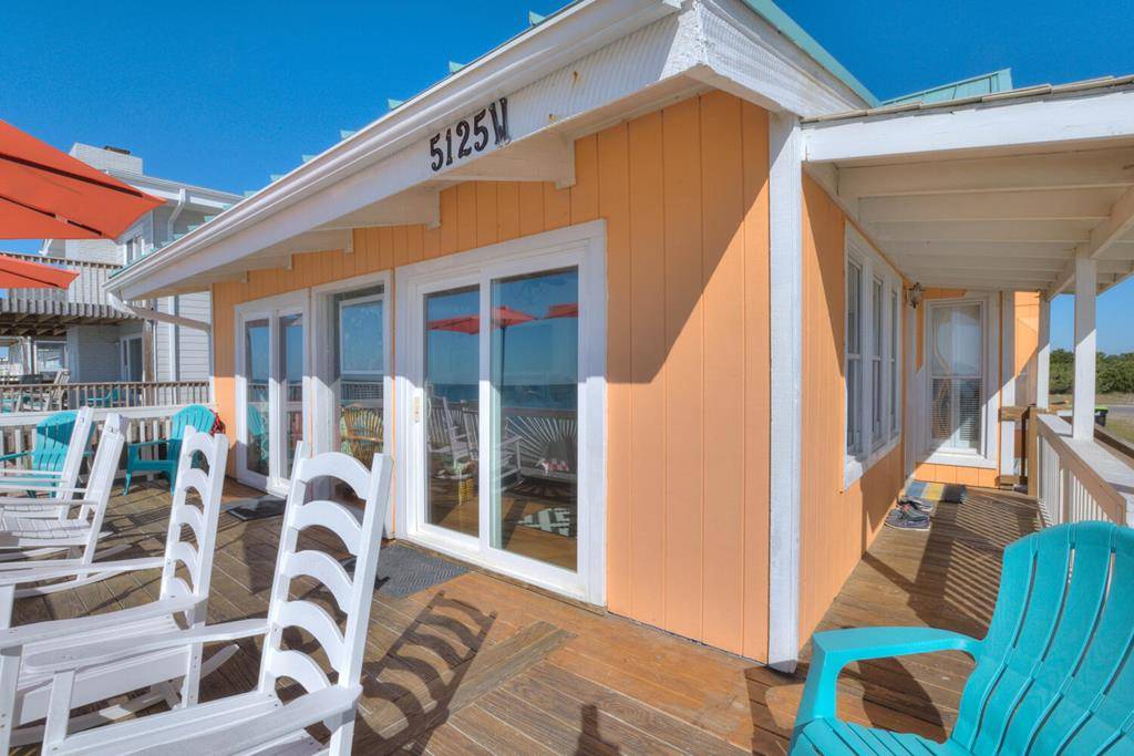 House ∙ 6 Bedrooms ∙ 12 Guests - Oak Island, NC