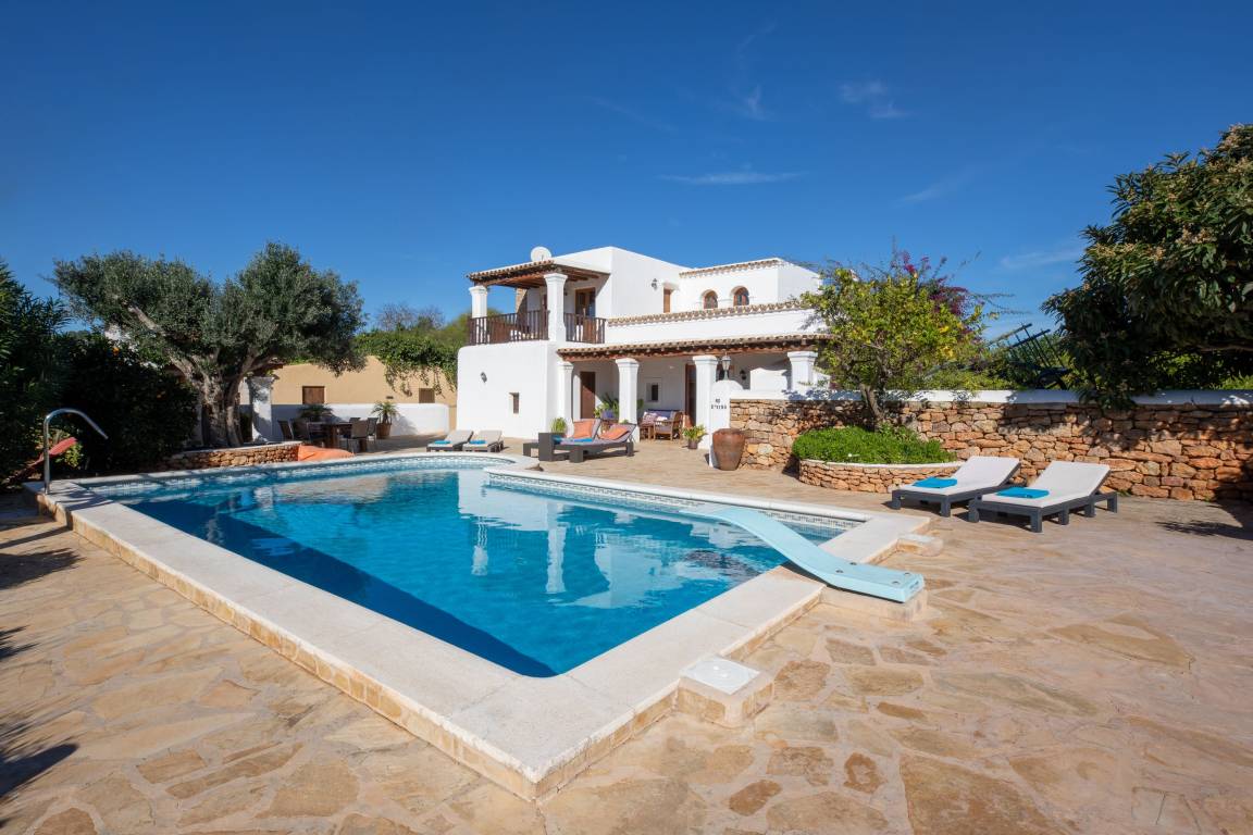300 M² Villa ∙ 3 Chambres ∙ 8 Personnes - Santa Eulària des Riu