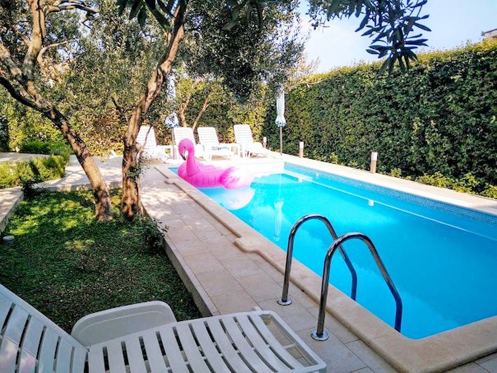 75 M² Ferienwohnung ∙ 3 Schlafzimmer ∙ 6 Gäste - Maslinica