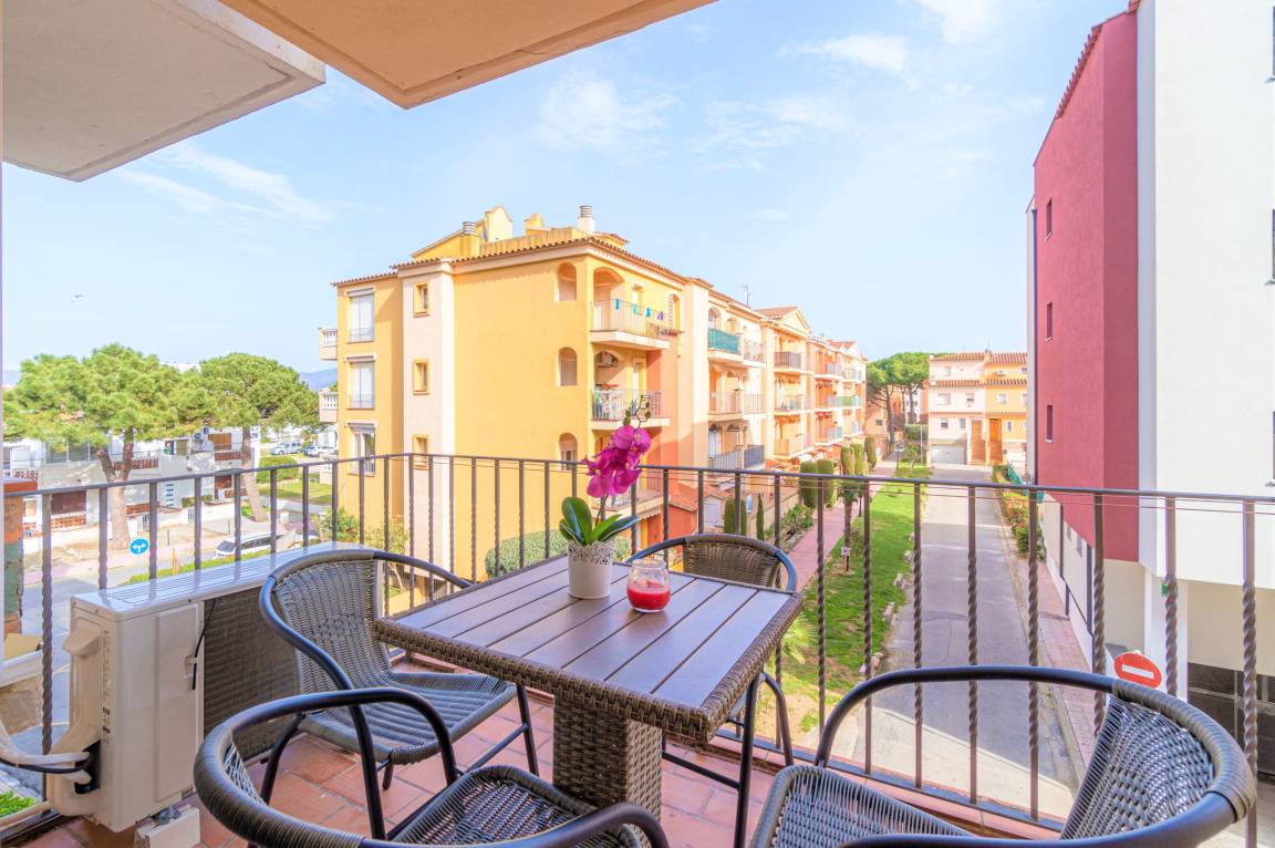 50 M² Appartamento ∙ 2 Camere Da Letto ∙ 6 Ospiti - Empuriabrava