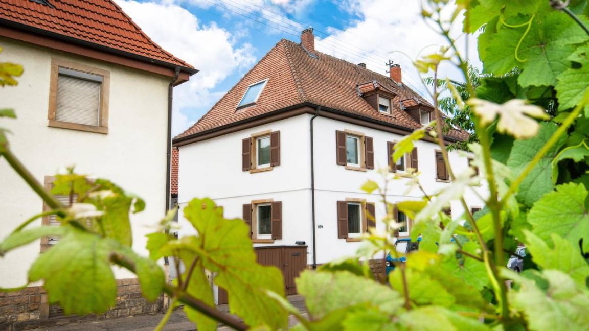 150 M² Ferienhaus ∙ 3 Schlafzimmer ∙ 6 Gäste - Haßloch