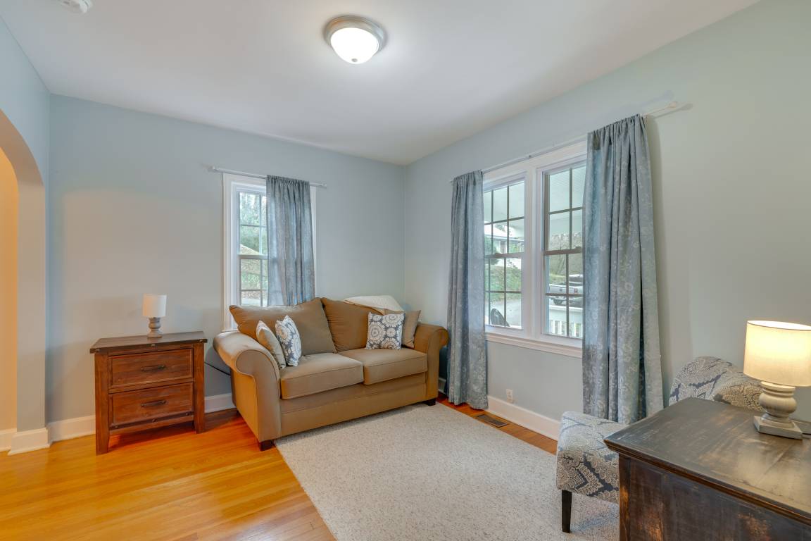 69 M² House ∙ 2 Bedrooms ∙ 4 Guests - ジョンソン・シティ, TN