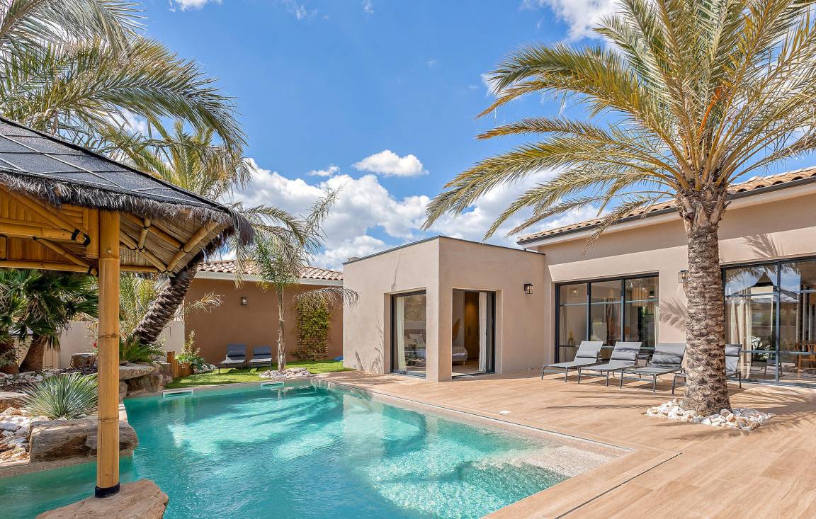 180 M² Casa ∙ 5 Habitaciones ∙ 12 Huéspedes - Capestang