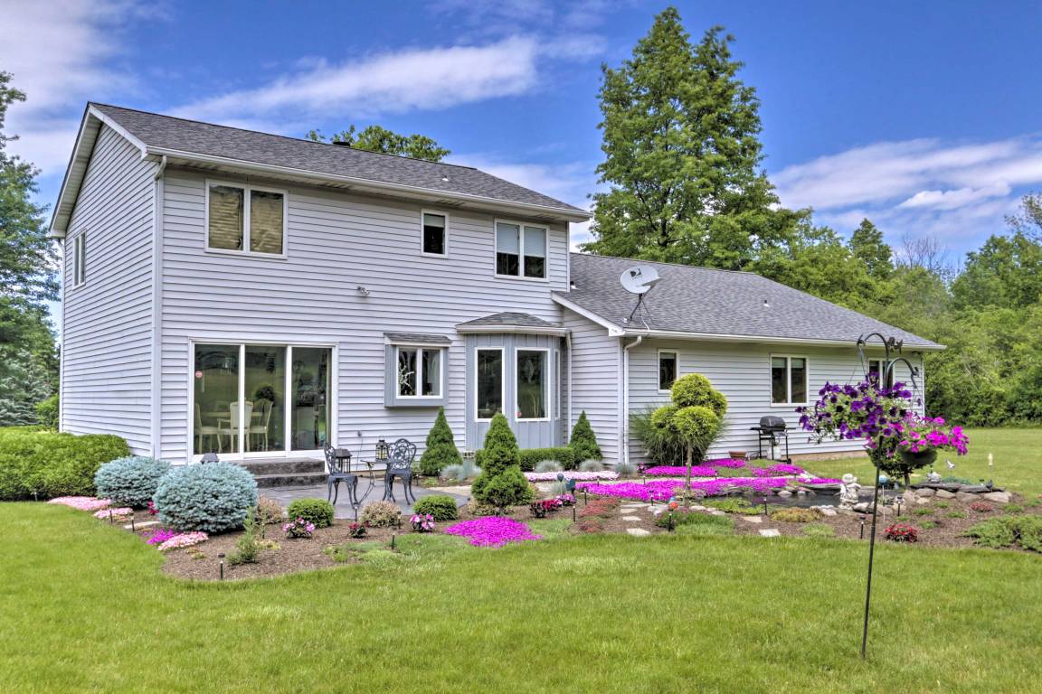 92 M² Apartment ∙ 1 Bedroom ∙ 4 Guests - Youngstown, NY