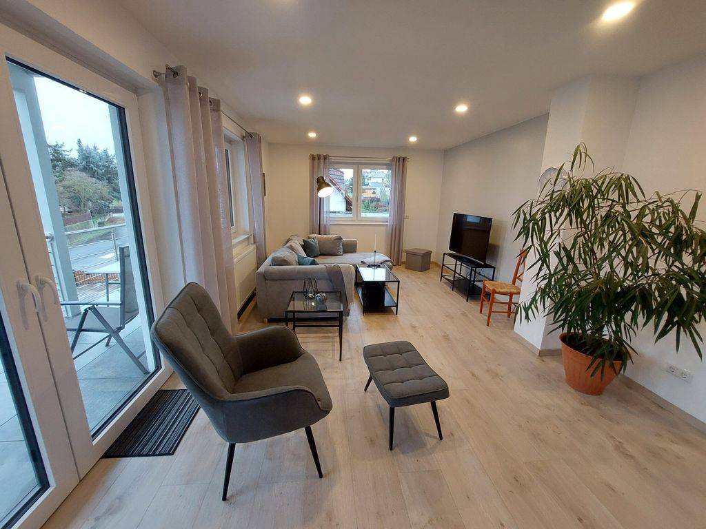 75 M² Ferienwohnung ∙ 1 Schlafzimmer ∙ 2 Gäste - Bad Wildungen