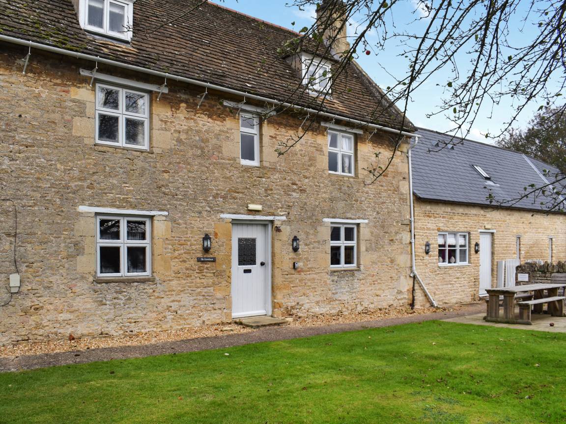 Cottage ∙ 5 Bedrooms ∙ 10 Guests - Rutland