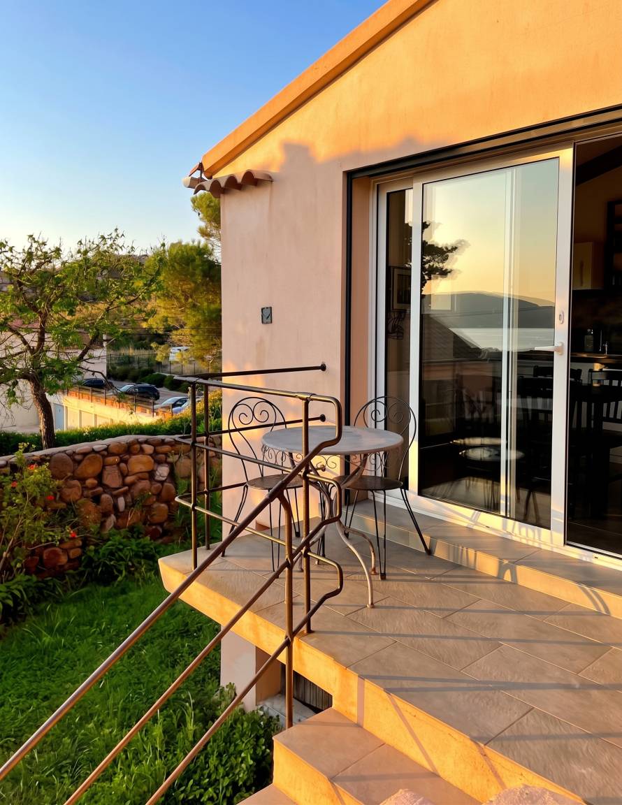 30 M² Studio ∙ 4 Gasten - Calvi
