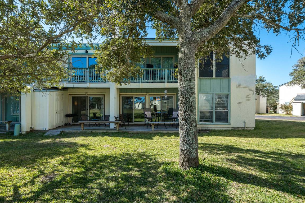 105 M² Condo ∙ 3 Bedrooms ∙ 7 Guests - Rockport, TX