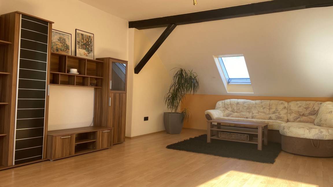 72 M² Appartamento Vacanza ∙ 1 Camera Da Letto ∙ 4 Ospiti - Rastatt