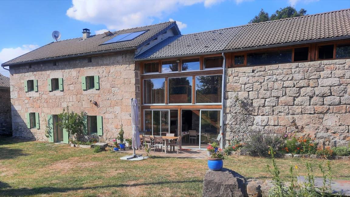200 M² Maison De Vacances ∙ 6 Chambres ∙ 12 Personnes - Saint-Bonnet-le-Froid