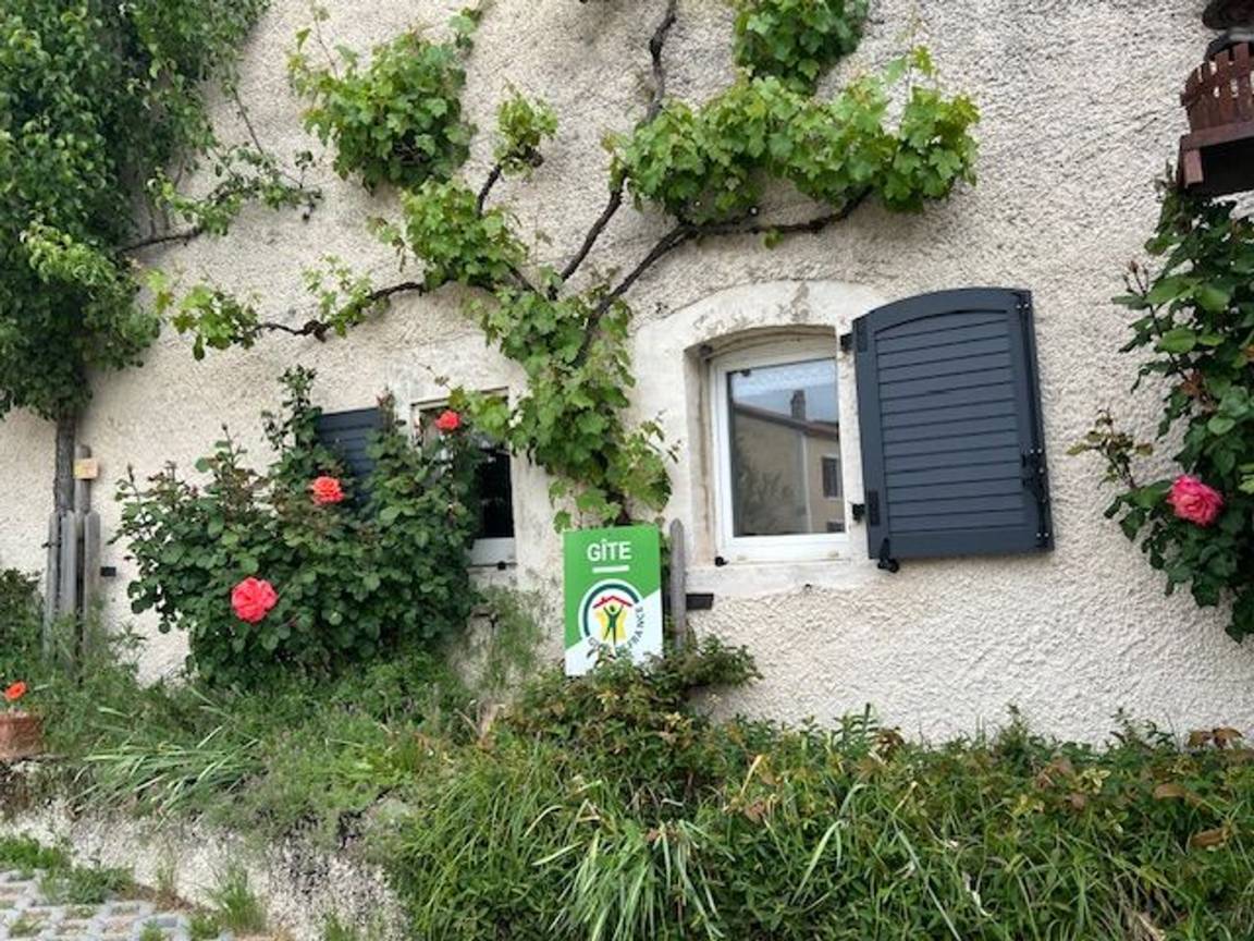 300 M² Cottage ∙ 5 Chambres ∙ 10 Personnes - Lac de Madine