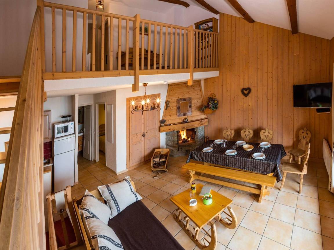 58 M² Appartement ∙ 2 Chambres ∙ 8 Personnes - Saint-Bonnet-en-Champsaur