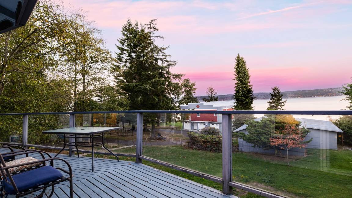 154 M² House ∙ 2 Bedrooms ∙ 6 Guests - Coupeville, WA