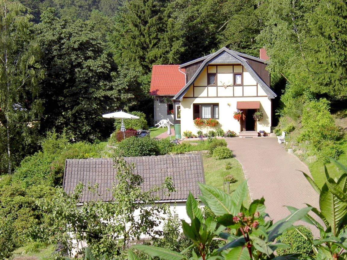 48 M² Huis ∙ 1 Slaapkamer ∙ 3 Gasten - Südharz