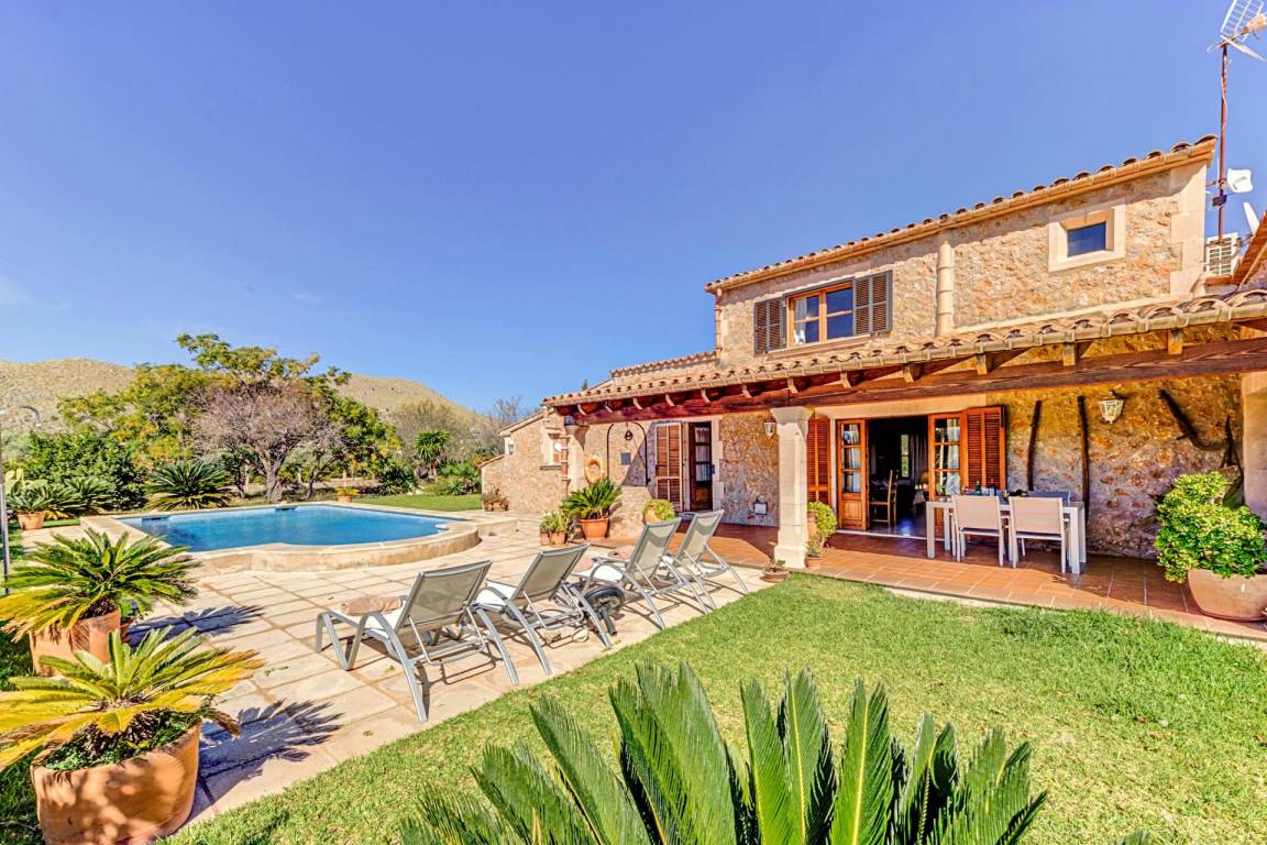 156 M² Villa ∙ 2 Bedrooms ∙ 4 Guests - Port de Pollença