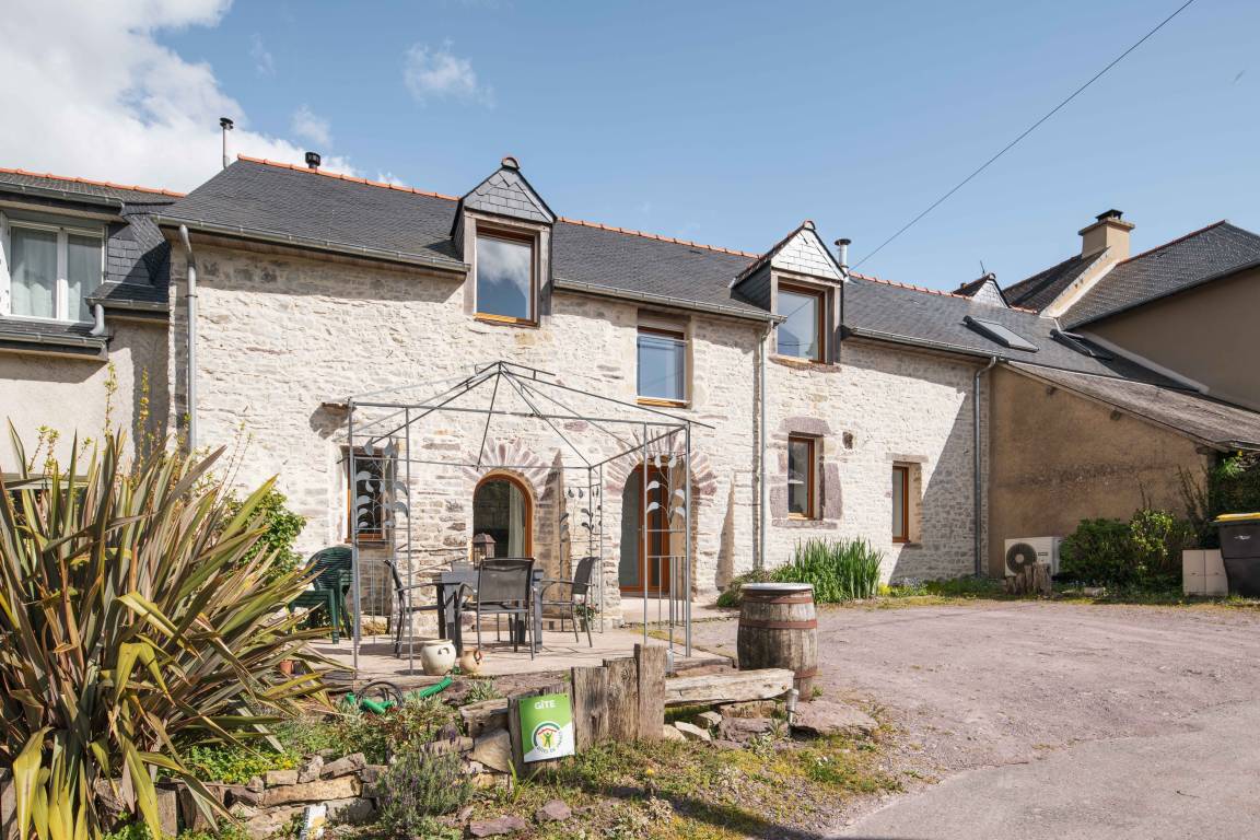108 M² Maison De Vacances ∙ 4 Chambres ∙ 8 Personnes - Guichen