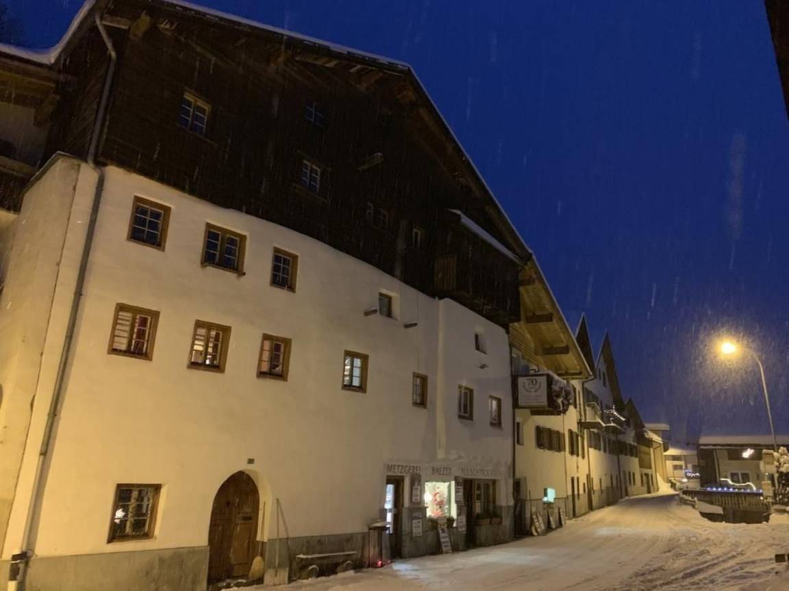 250 M² House ∙ 5 Bedrooms ∙ 12 Guests - Davos