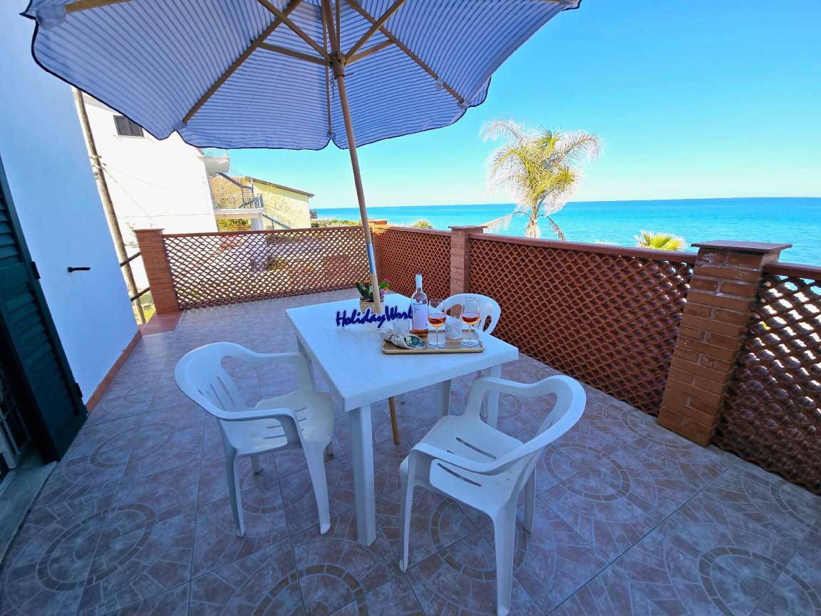 110 M² Apartment ∙ 3 Bedrooms ∙ 8 Guests - Cariati