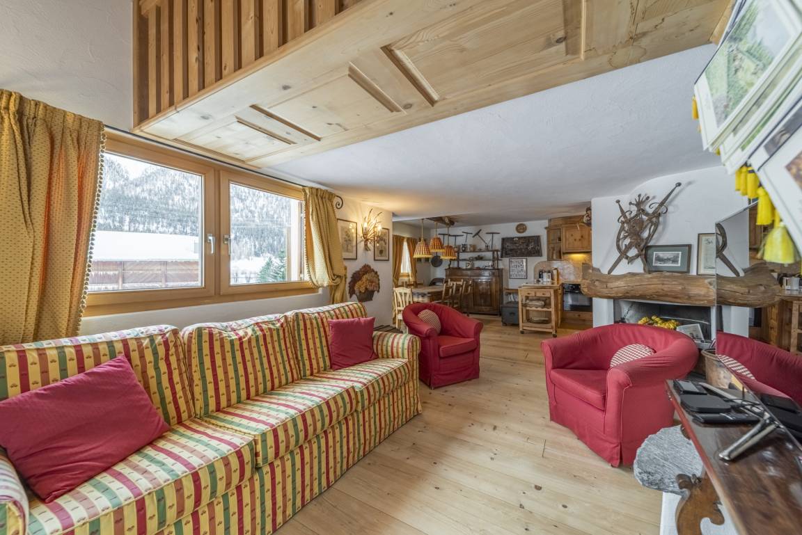 90 M² Ferienwohnung ∙ 3 Schlafzimmer ∙ 7 Gäste - Zuoz