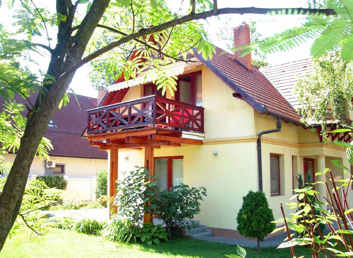 43 M² Ferienwohnung ∙ 2 Schlafzimmer ∙ 5 Gäste - Balatonboglár